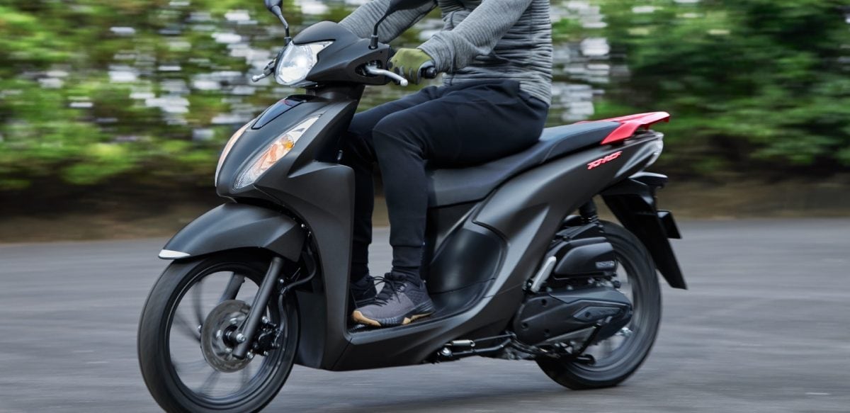 「街乗りを軽快に楽しむ110ccバイク」扱いやすさは折り紙付き！スマート＆スポーティな“ホンダ Dio110”は新生活の相棒的一台（MonoMaxWEB）｜dメニューニュース（NTTドコモ）