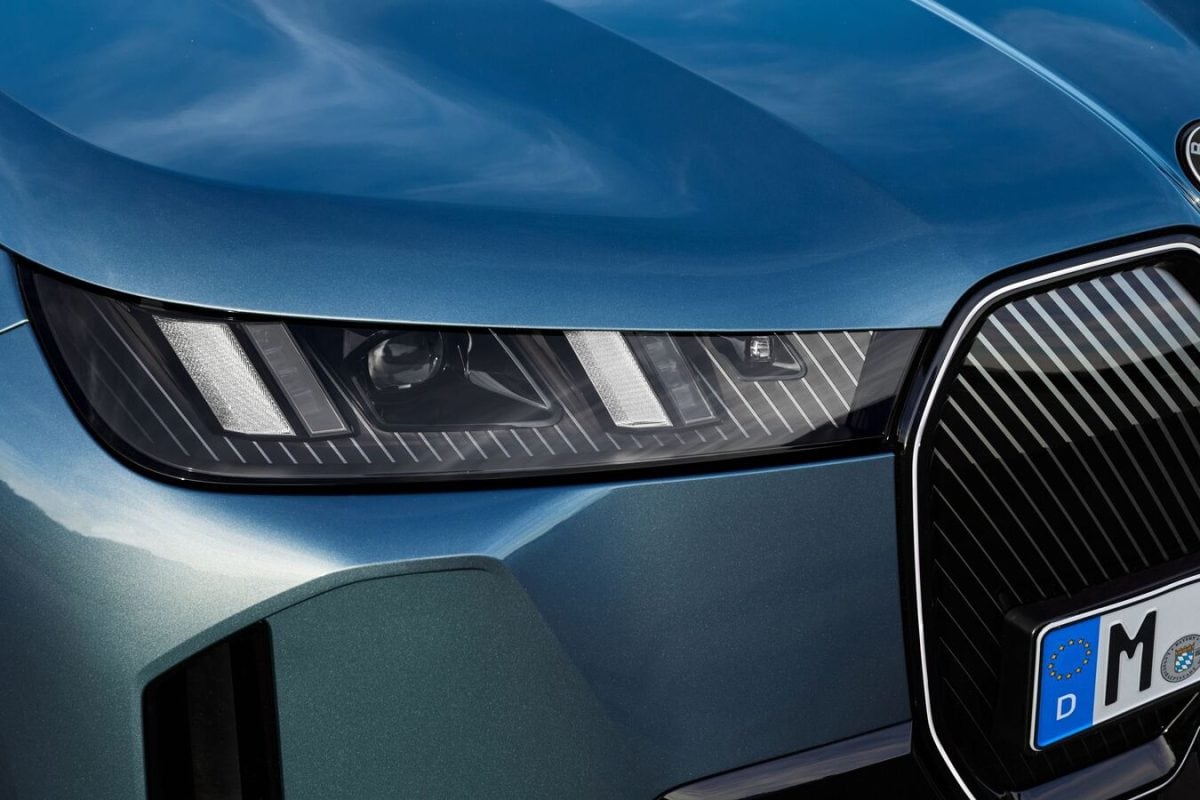 【最強の次世代型電気自動車】新型SAV「BMW iX」が誕生！最長723km走行と最大トルク1,015Nmに注目 | 【公式】モノマックス ...