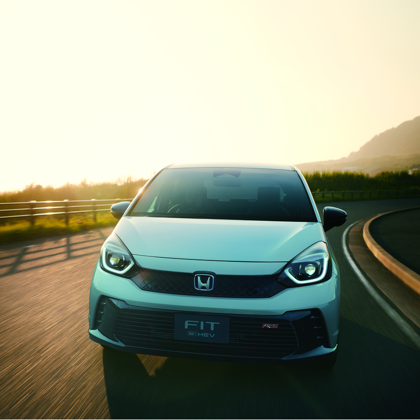 ホンダ「フィット」の最新モデル“RS”は走りの質にこだわり抜いた一台だ！ | 【公式】モノマックス（MonoMax）｜付録、カバン、時計、家電 ...
